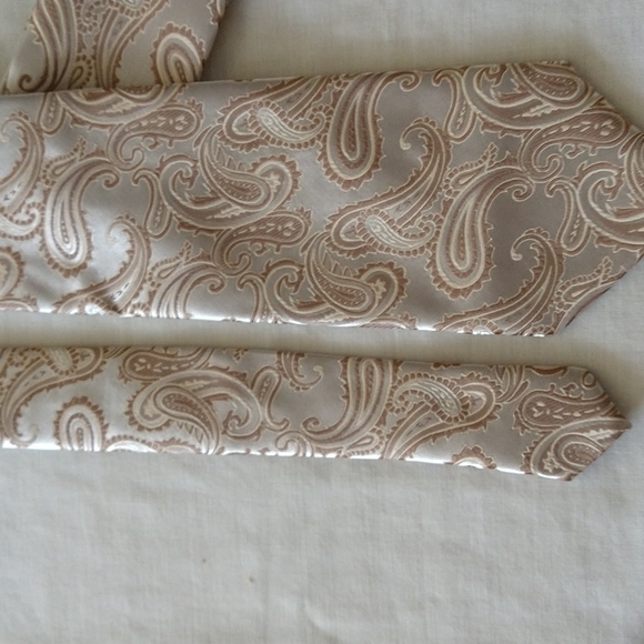 Brand | Accessories | Mens Tie And Handkerchief Set | Poshmark